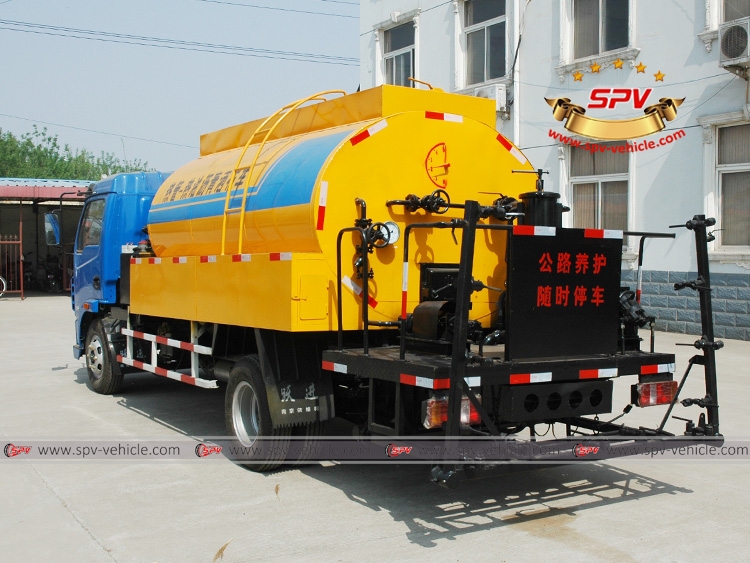 6 Ton Bitumen Spray Truck, Asphalt Distributor Machine, Bitumen ...