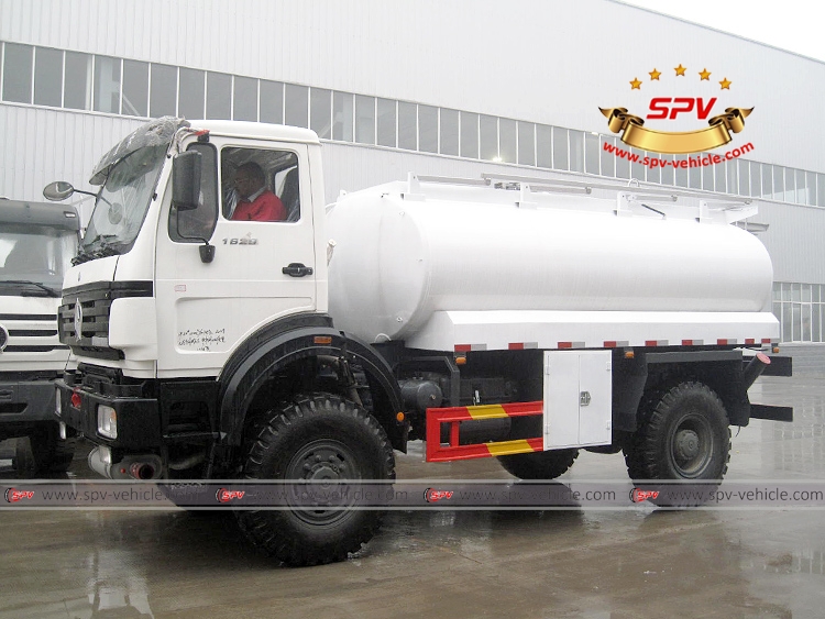 10,000 Litres (2,6000 Gallons) Off-road Fuel Bowser, Fuel Tanker Truck ...