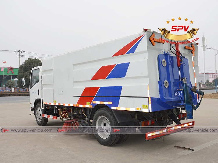 Road Washing Truck, Road Cleaning Truck, Road Sweeper Truck from China ...