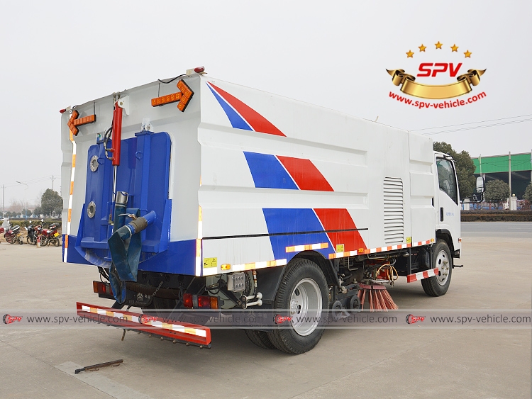 Road Washing Truck, Road Cleaning Truck, Road Sweeper Truck from China ...
