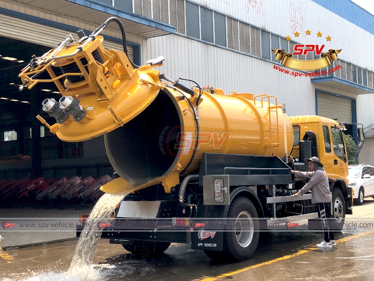 8,000 Litres ISUZU Combined Vacuum Jet Truck, Vacuum and Jetting ...