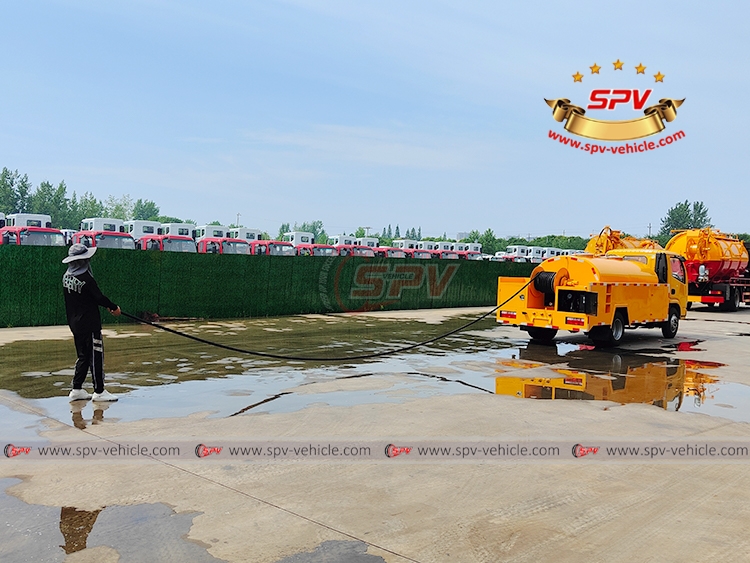 3,000 Liters Sewer Jetting Truck, High Pressure Cleaning Truck, Water ...