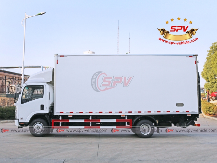 【Nov. 2022】To Sierra Leone - Cargo Van with Tailgate ISUZU