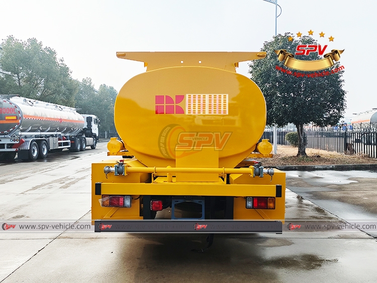 SPV 8,000 Litres (2,100 Gallons) ISUZU Refueling Truck For Sale - Fuel ...